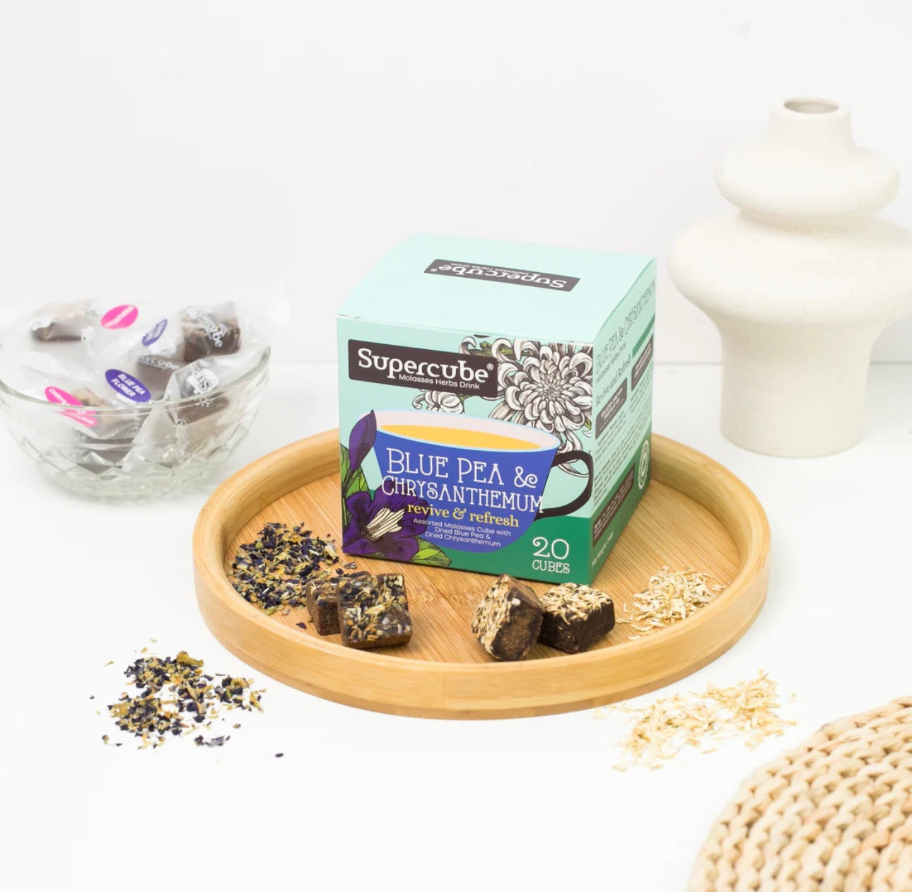 SUPERCUBE Blue Pea & Chrysanthemum Molasses Cube Tea – ByTFSouq